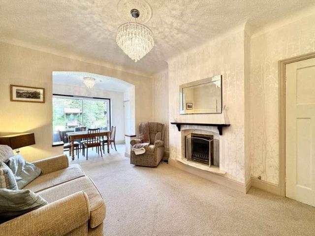 3 bed house for sale