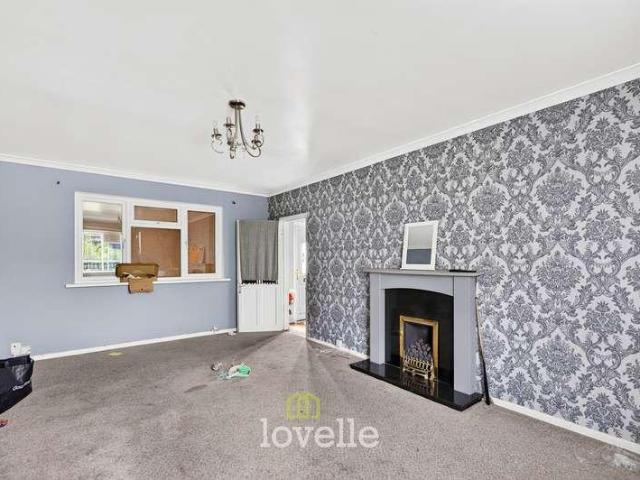 3 bed house for sale