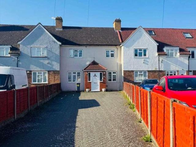 3 bed house for sale