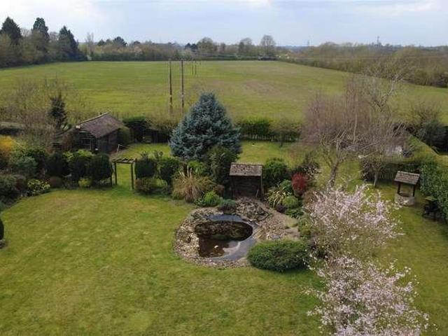 3 bed house for sale