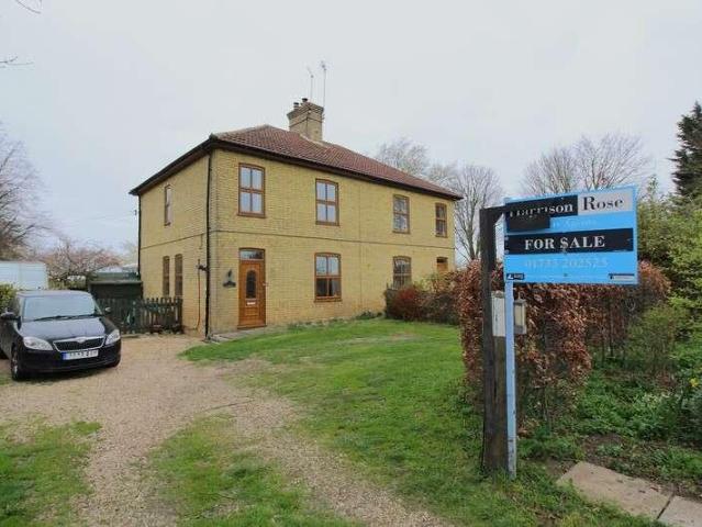3 bed house for sale