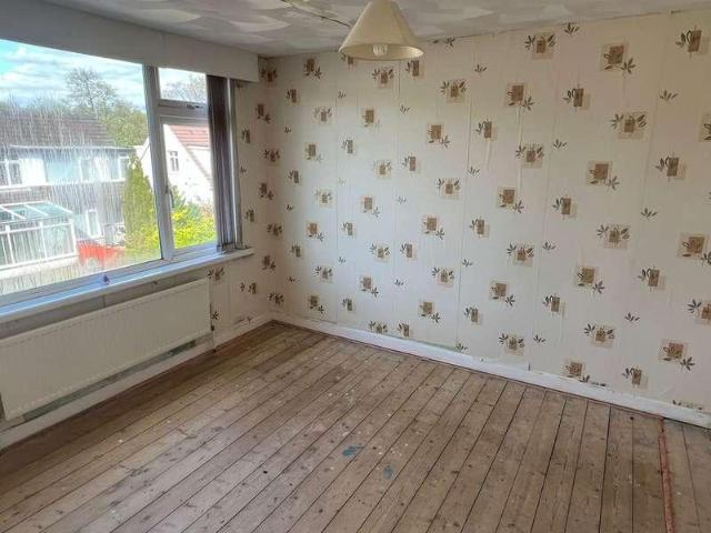 3 bed house for sale
