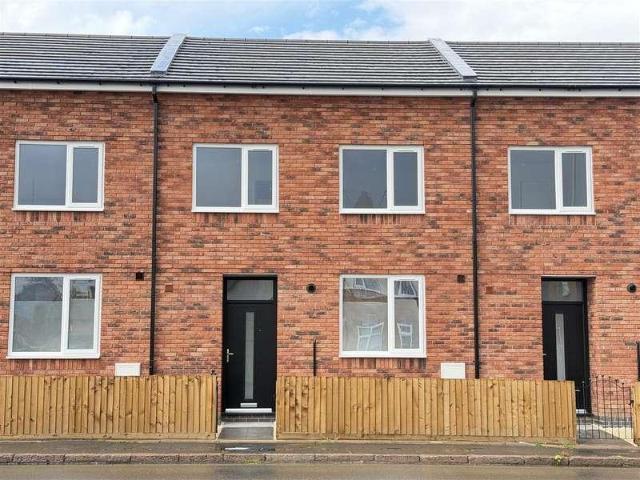 3 bed house for sale