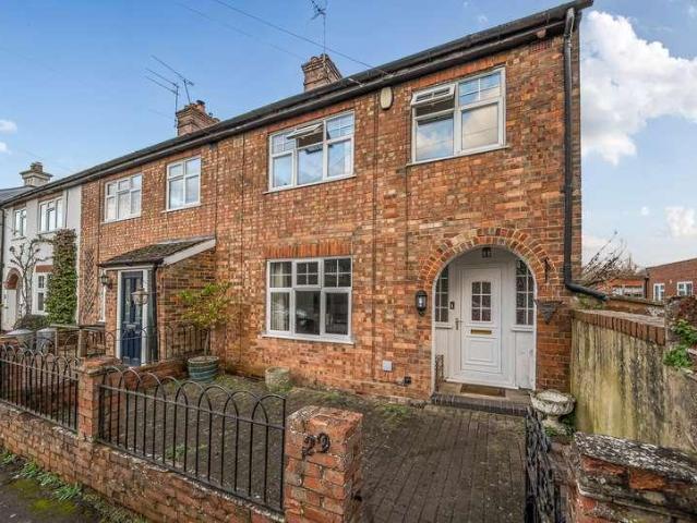 3 bed house for sale