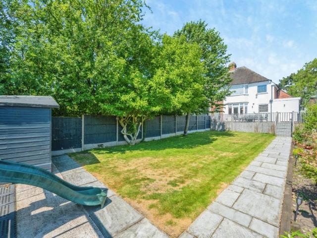 3 bed house for sale