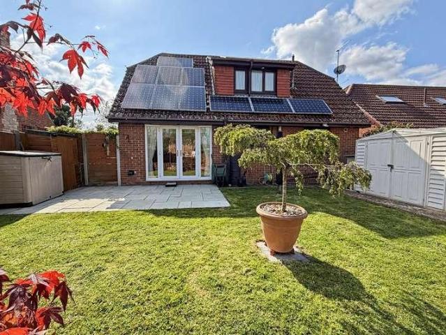 3 bed house for sale