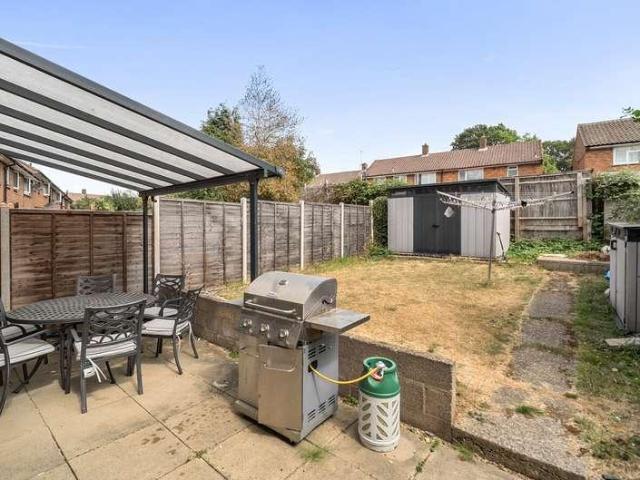 3 bed house for sale