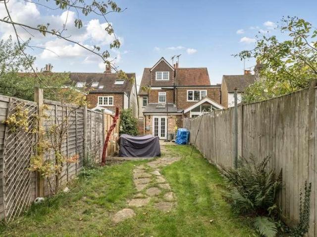 3 bed house for sale