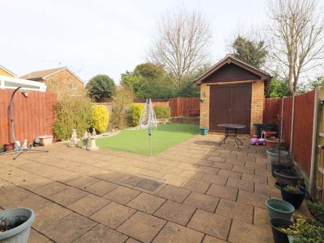 3 bed house for sale