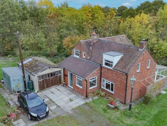3 bed house for sale