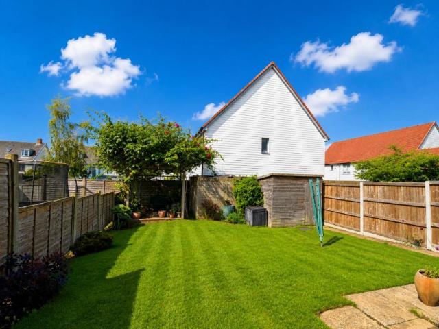 3 bed house for sale