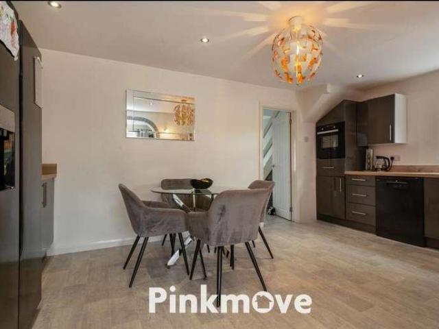 3 bed house for sale