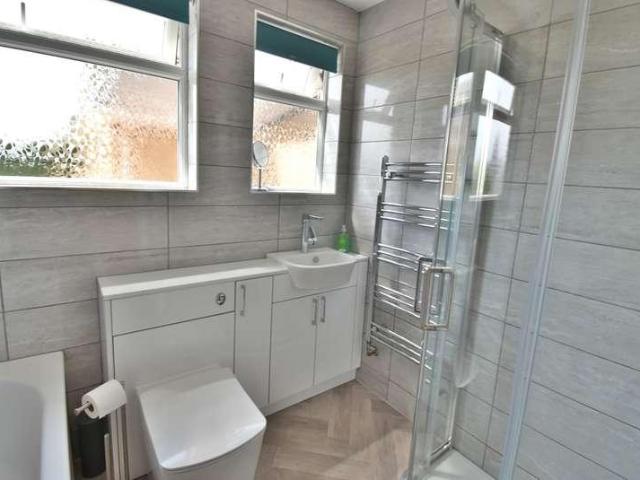3 bed house for sale