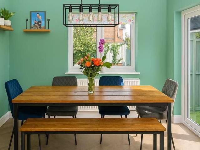 3 bed house for sale