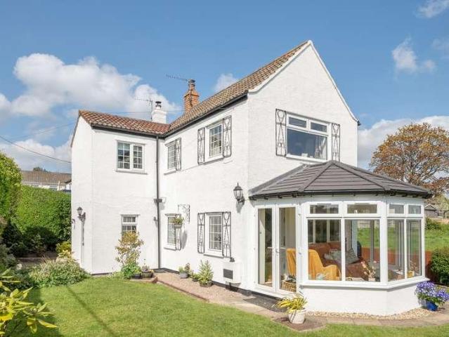 3 bed house for sale