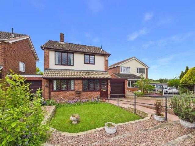 3 bed house for sale