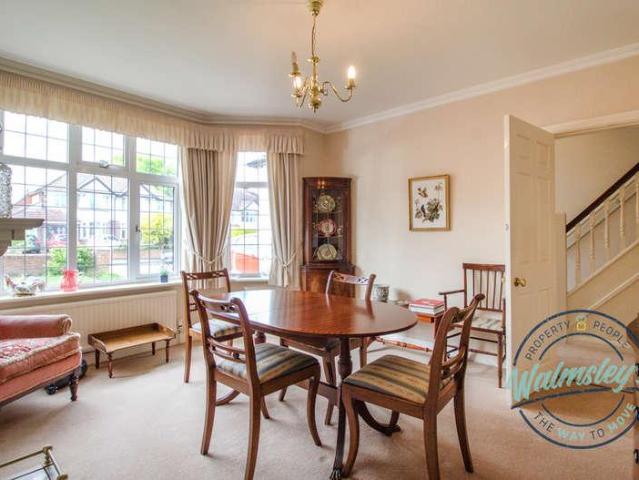 3 bed house for sale
