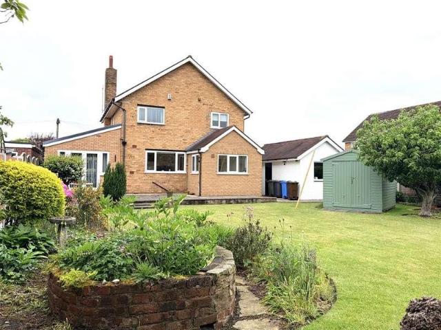 3 bed house for sale