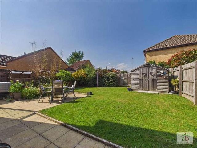 3 bed house for sale