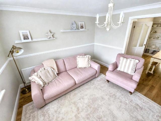 3 bed house for sale