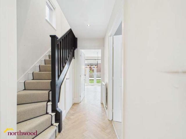3 bed house for sale