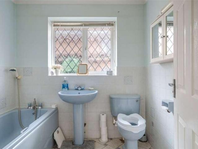 3 bed house for sale