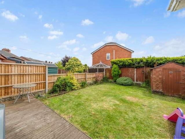 3 bed house for sale