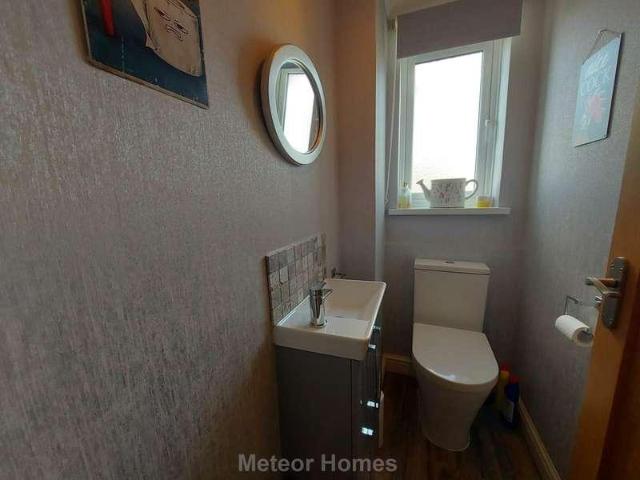 3 bed house for sale