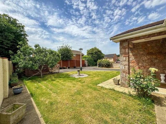 3 bed house for sale
