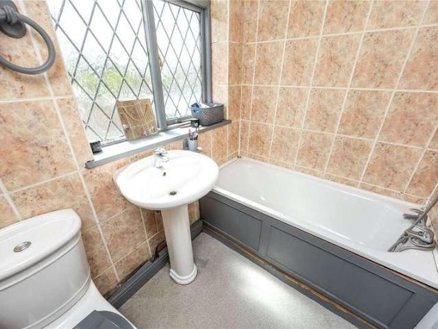3 bed house for sale