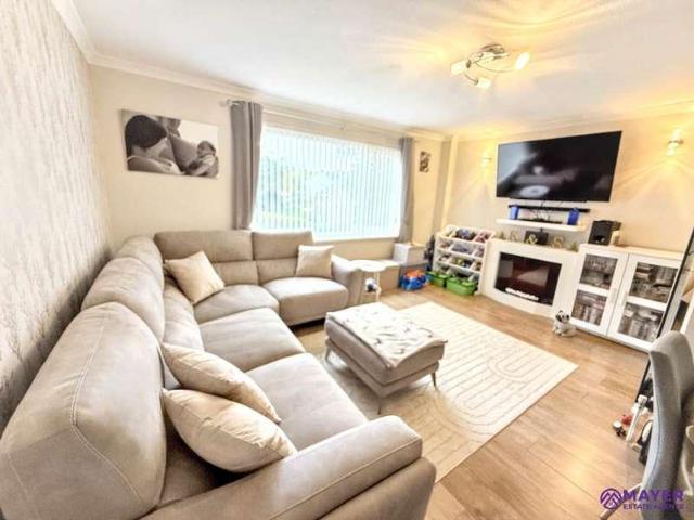 3 bed house for sale