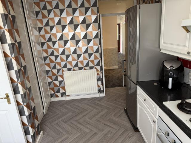 3 Bed House Hanworth Road HOUNSLOW TW4 5NT Dream Homes Residentials Hounslow Limited