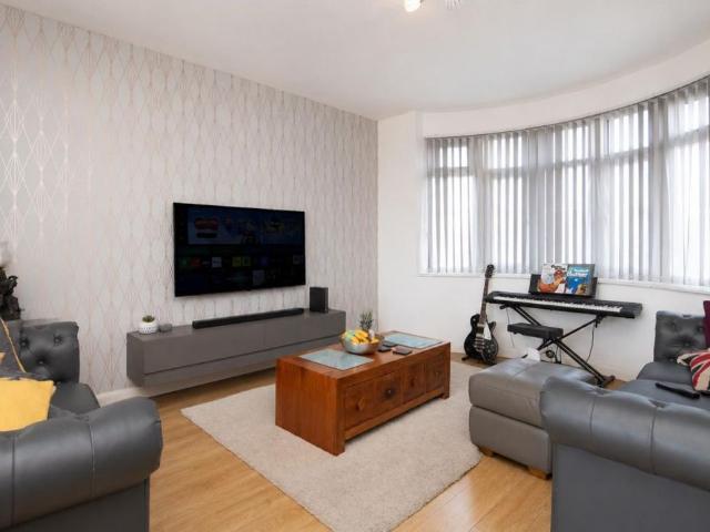 3 bed House Semi Detached To Let