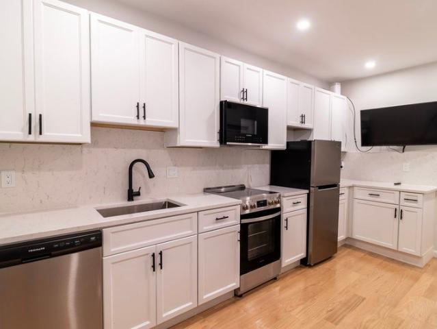 3 bed in JFK/UMass on a flexible lease
