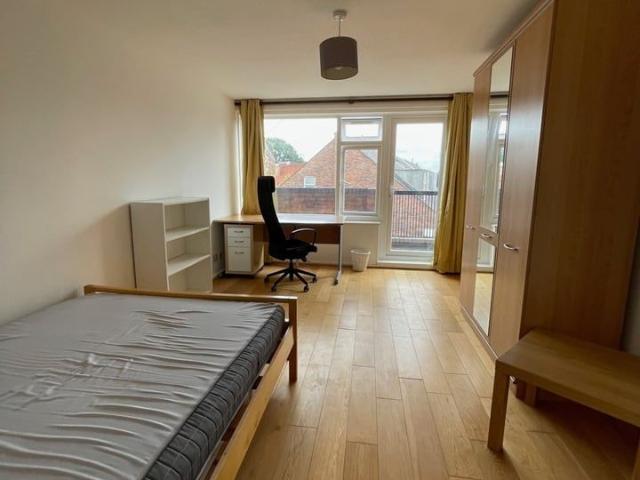 3 Bed Maisonette, Bingfield Street, N1