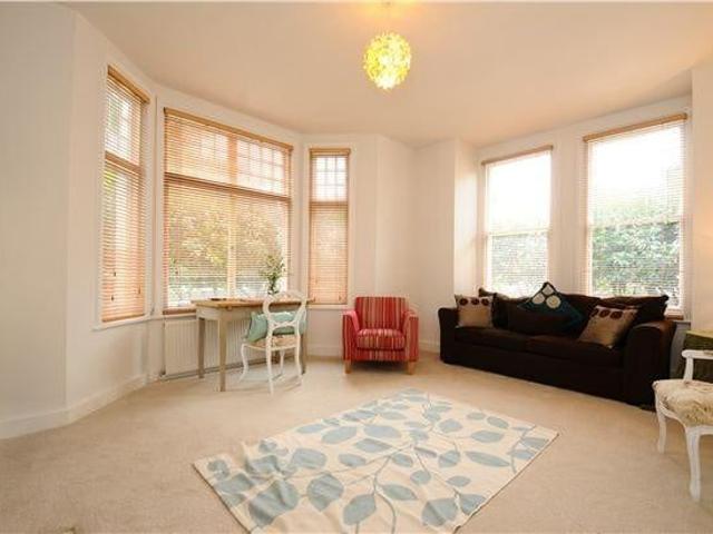 3 Bed Maisonette, Emmanuel Road, SW12