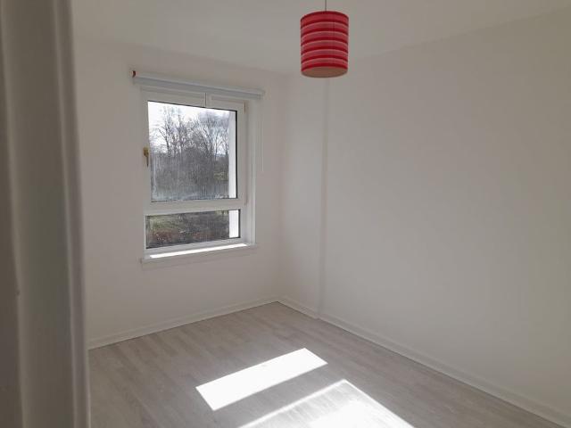 3 Bed Maisonette, Gorget Quadrant, G13