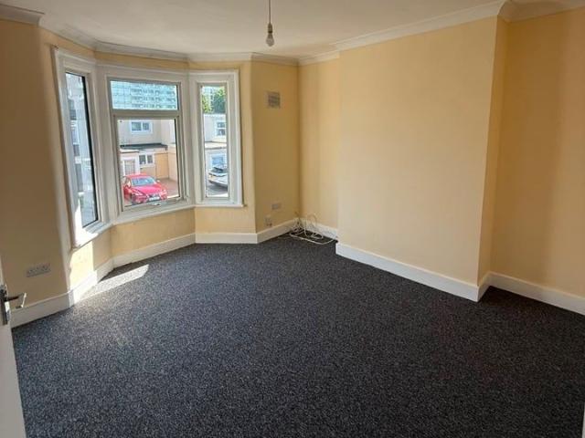 3 Bed Maisonette, Kildare Road, E16