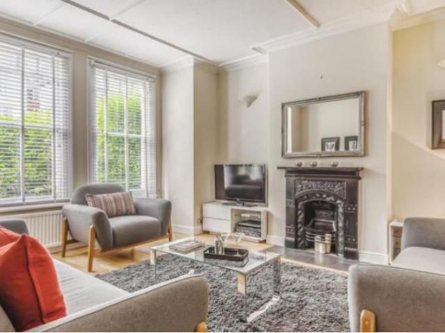 3 Bed Maisonette, Sternhold Avenue, SW2