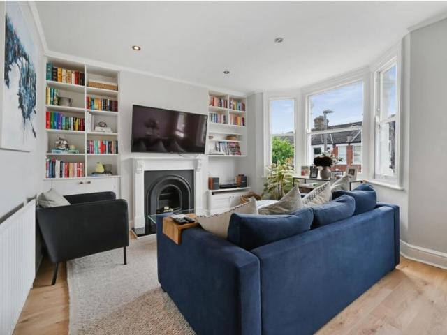 3 Bed Maisonette, Strathville Road, SW18