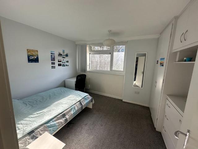 3 Bed Maisonette, Waylett House, SE11