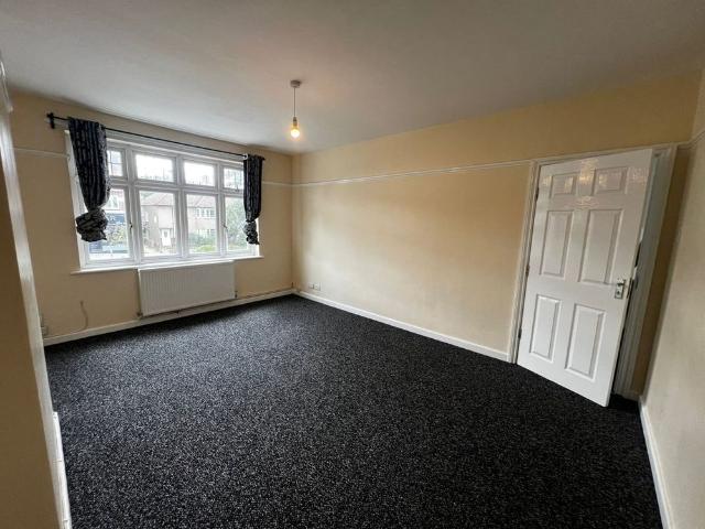 3 Bed Maisonette, Wickham Road, CR0