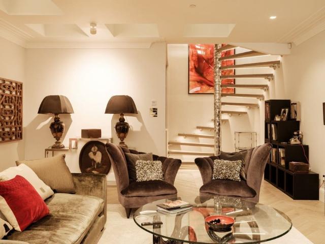 3 Bed Mews House To Rent