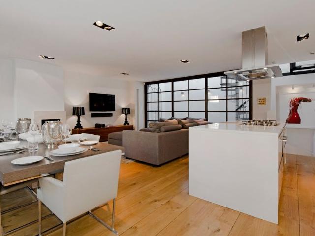 3 Bed Mews House To Rent