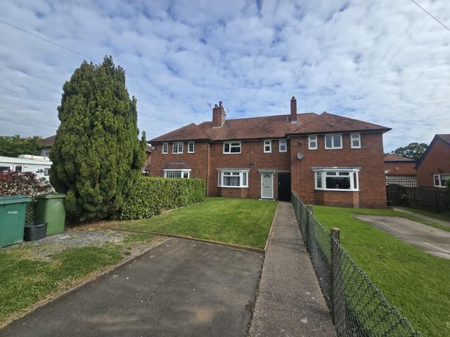 3 bed Mid Terraced House to Let
