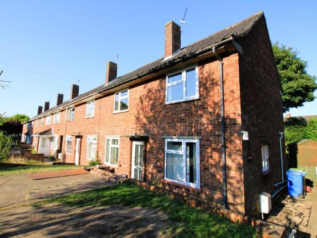 3 bed Mid Terraced House to rent in Cringleford Norfolk, NR4, from Alexander & Co Norwich. 34065