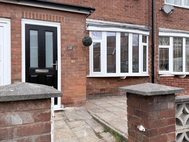 3 bed mid terraced house to rent in Marlborough Street, Ashton Under Lyne, OL7