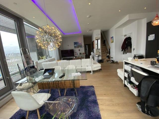 3 Bed Penthouse, Kent Building, E14