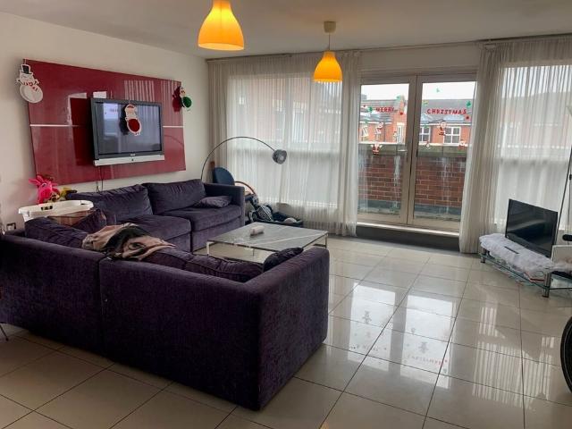 3 Bed Penthouse, Upper Headingley, LS16