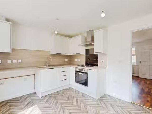 3 bed property to rent in Millbank, LS19, Leeds